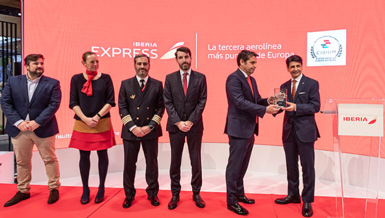 On-Time Performance – Award Presentations and Ceremonies – Cirium